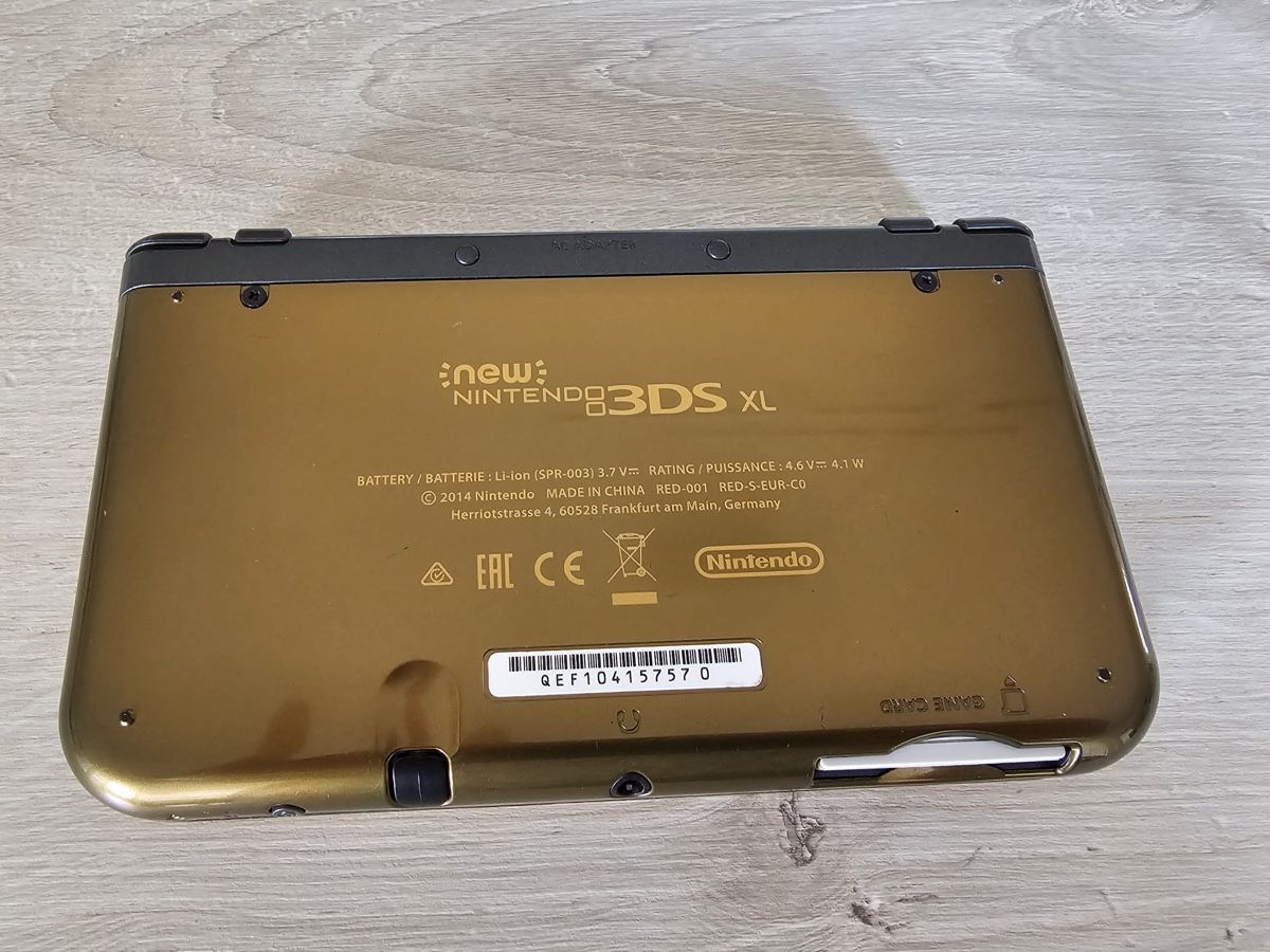 Nintendo 3DS XL Hyrule Edition (Gebraucht) in Boll für CHF 250 – mit ...