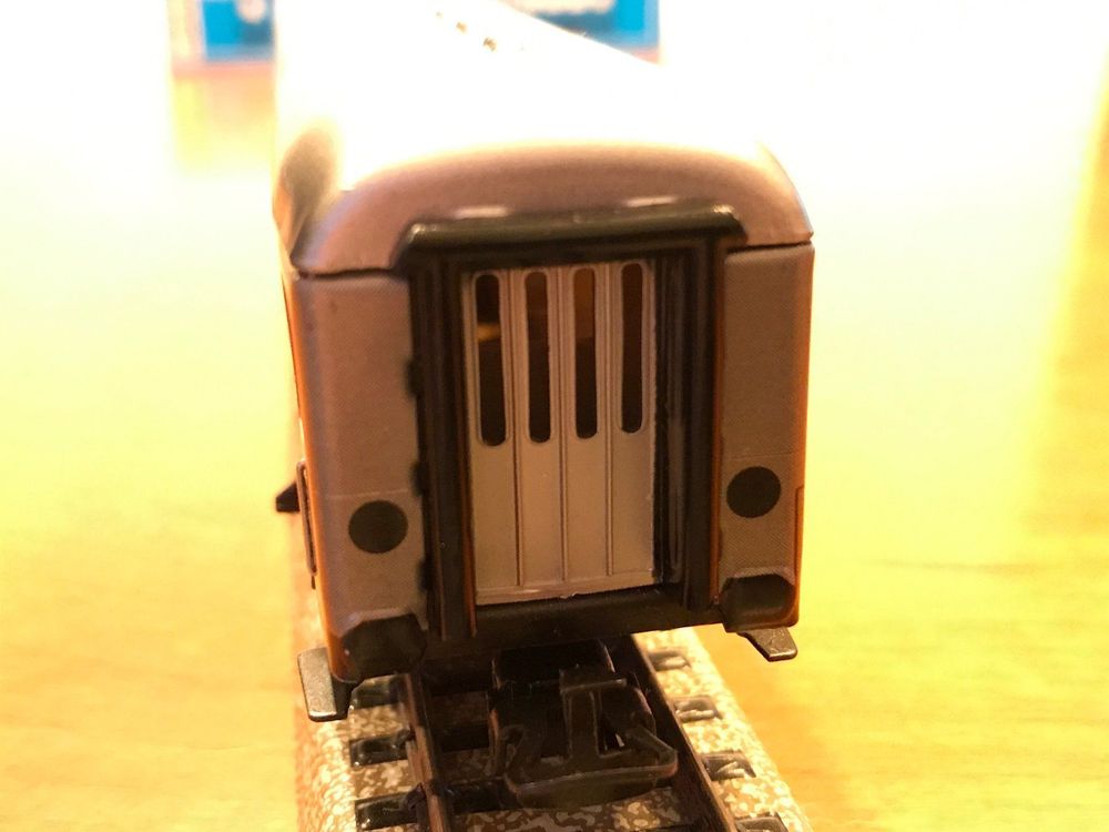 MÄRKLIN 4077 Nahverkehrswagen Silberling (Gebraucht) in Waltenschwil ...