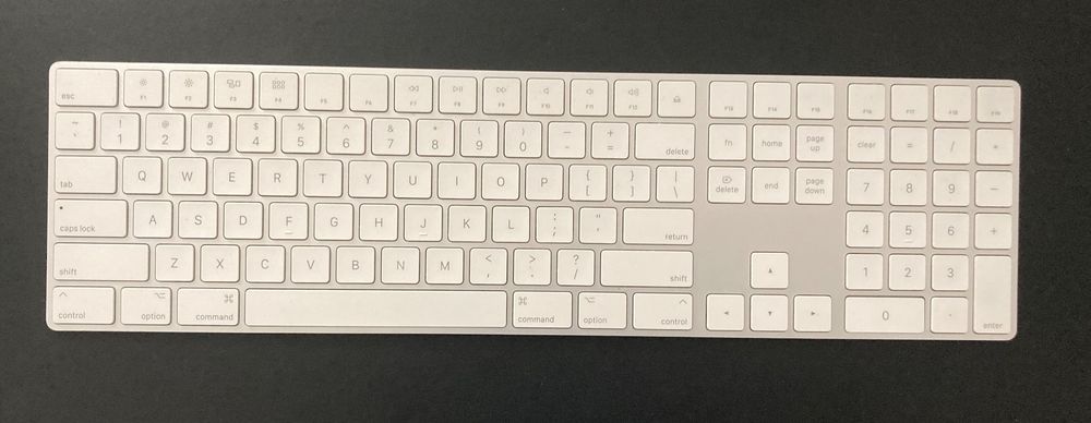 Apple Magic Keyboard (US) mit Ziffernblock | Kaufen auf Ricardo
