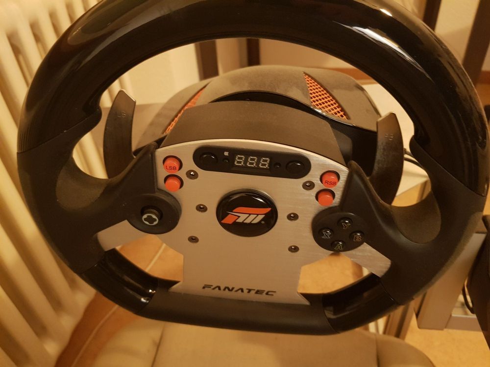 Fanatec CSR wheel + CSR elite simulator (Gebraucht) in Adliswil für CHF ...