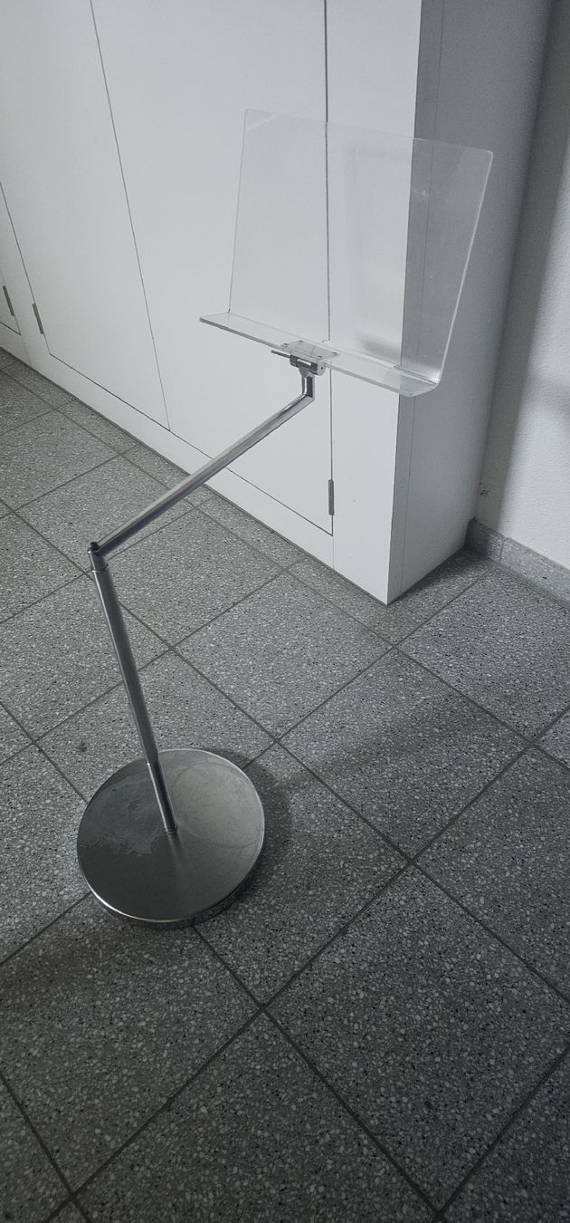 SIESTA Notenständer Plexiglas höhenverstellbar (Gebraucht) in Riedikon für CHF 99 – nur Abholung ...