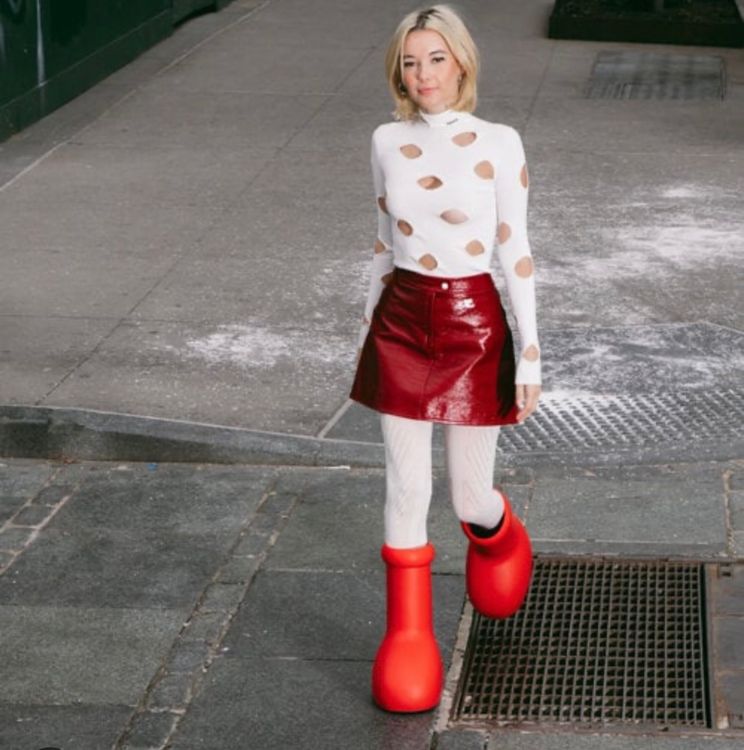 MSCHF " BIG RED BOOTS " Eu 41 Original !!! (Neu und originalverpackt ...