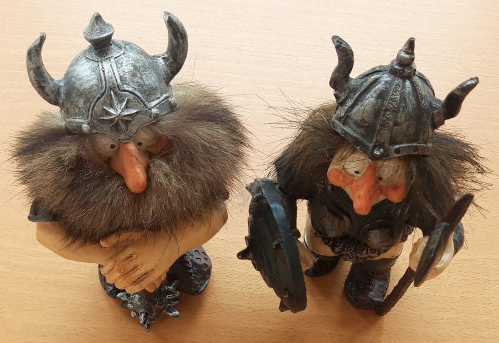 Wikinger - Paar Figuren (Gebraucht) in Biberist für CHF 5 – mit ...