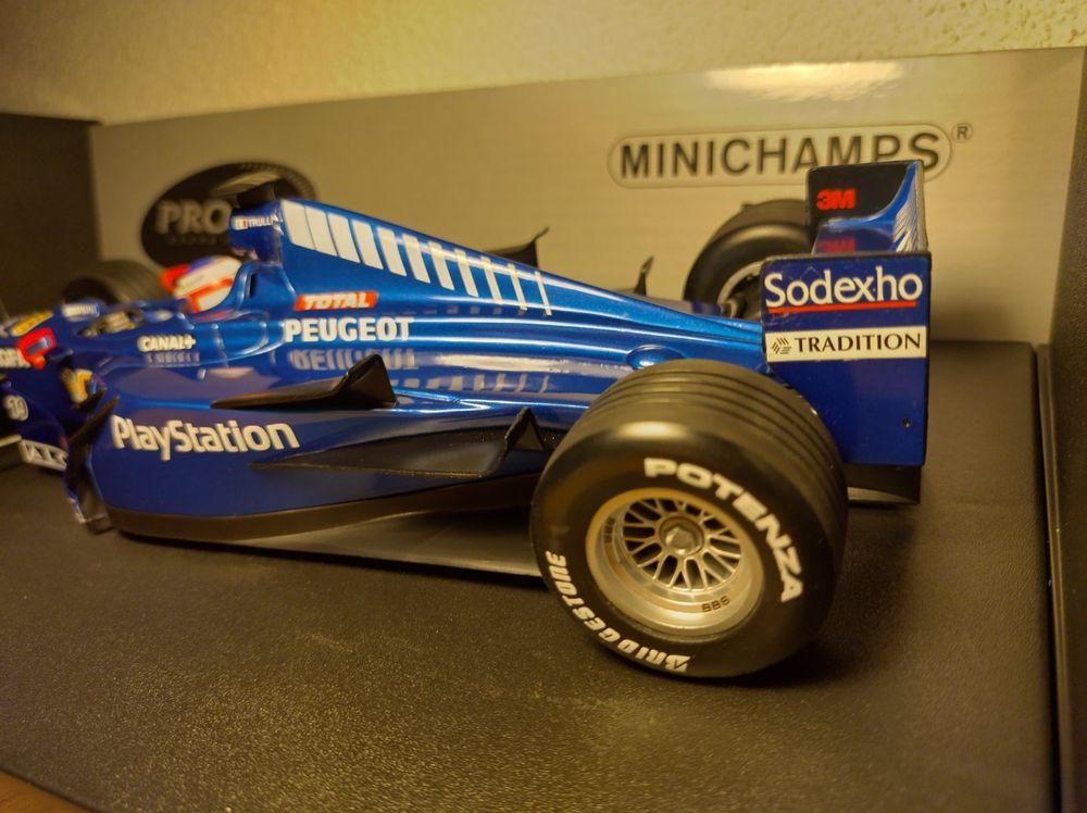 F1 Prost Peugeot AP02, J.Trulli 1999, 1/18 Minichamps | Kaufen auf Ricardo