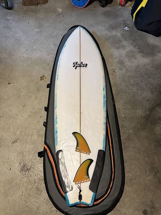 Surfboard TwinFin 5"9 Captain Fins und Bag | Kaufen auf Ricardo