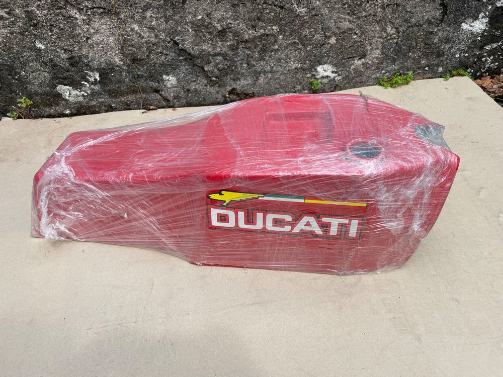 Tank Ducati Vento 350 (Neu (gemäss Beschreibung)) in Lanzenhäusern für ...