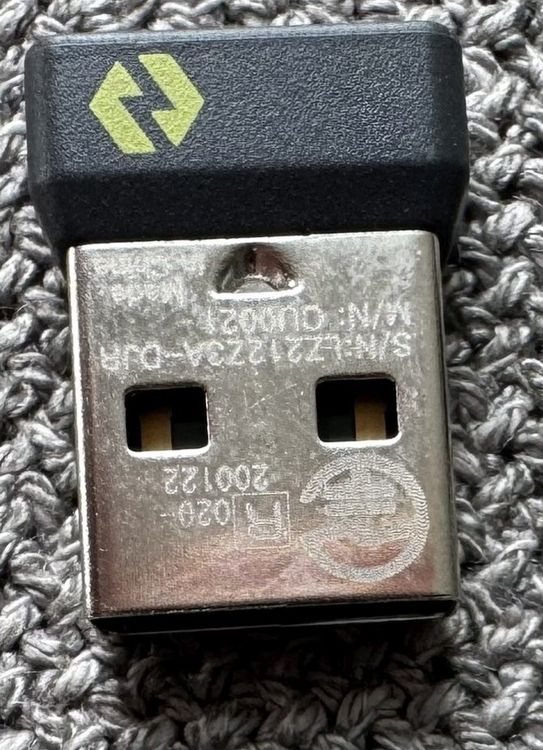 USB Logitech Bolt Empfänger (Gebraucht) in Kleinandelfingen für CHF 7 ...