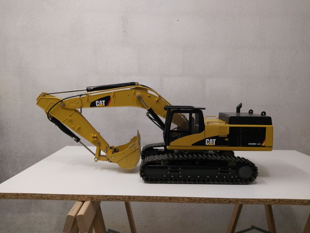 Wedico Cat 345D Bagger | Kaufen auf Ricardo