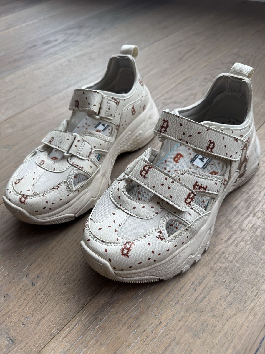 Originale MLB - 38.5/39 (D'occasion) à Neuchâtel pour CHF 49 – avec ...