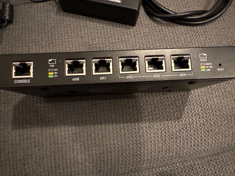 Ubiquiti EdgeRouter PoE ERPoe-5 Router - Top Zustand! (Gebraucht) in ...