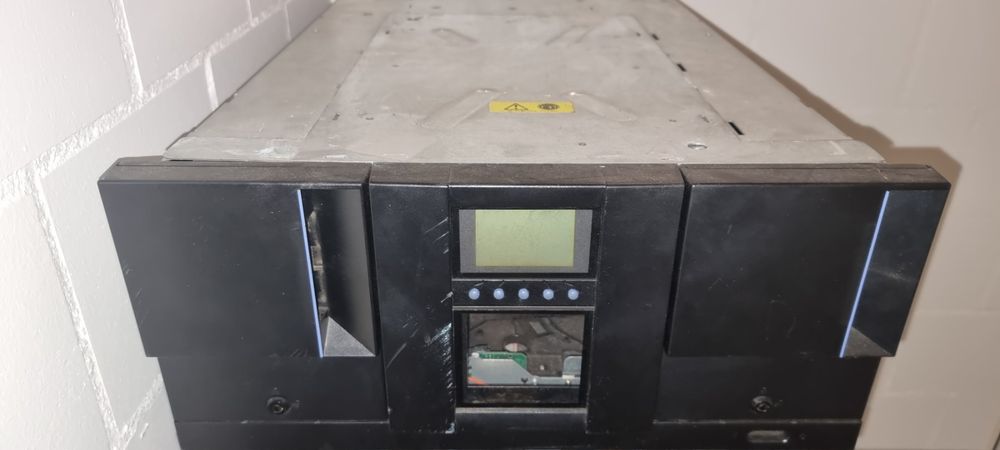 IBM Tape Library with 2x LTO1 total 20 Slots (Gebraucht) in Lyss für ...