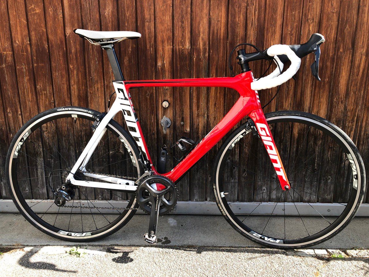 GIANT Carbon Rennvelo (Gebraucht) in Bern für CHF 455 – nur Abholung auf Ricardo kaufen