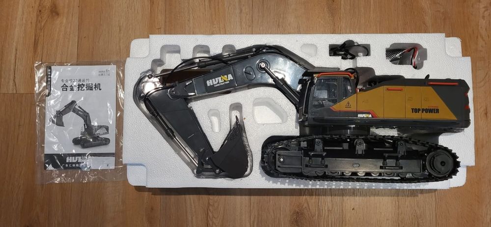 RC Bagger 1/16 RTR (Neu (gemäss Beschreibung)) in Bottenwil für CHF 138 ...