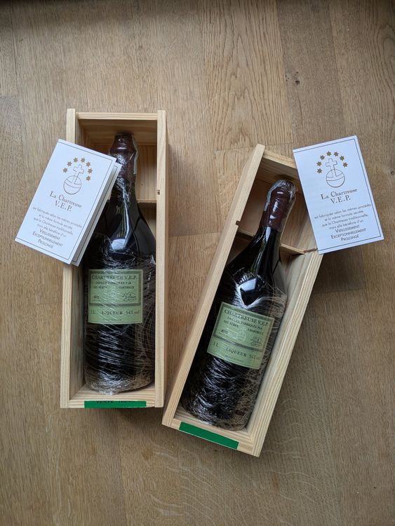 2 * CHARTREUSE VEP VERTE 2023 & 2024 VERY RARE 1l (Neu und ...