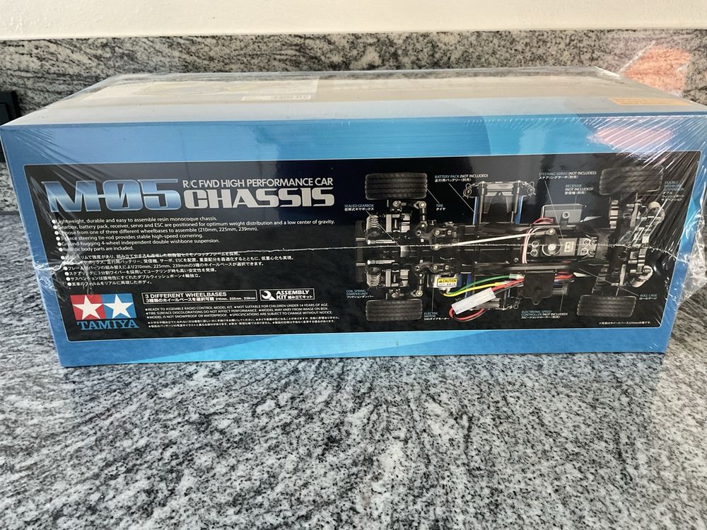 Tamiya 47453 VW Bus T1 Samba Flowerpower (vorlackiert) M-05 (Neu und ...