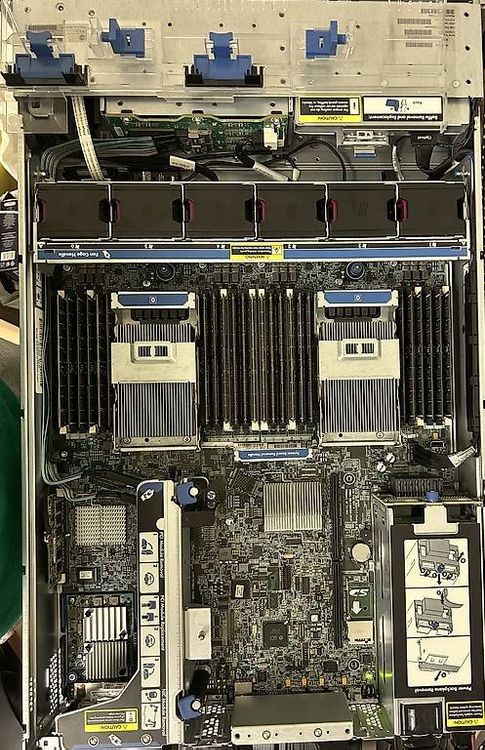 HPE DL380 Gen8 384GB Ram (Gebraucht) in Oberdorf BL für CHF 140 – nur ...