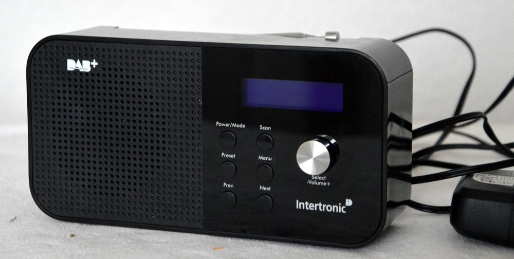 Radio Intertronic DAB+ (Gebraucht) in Collonges für CHF 28 – mit ...