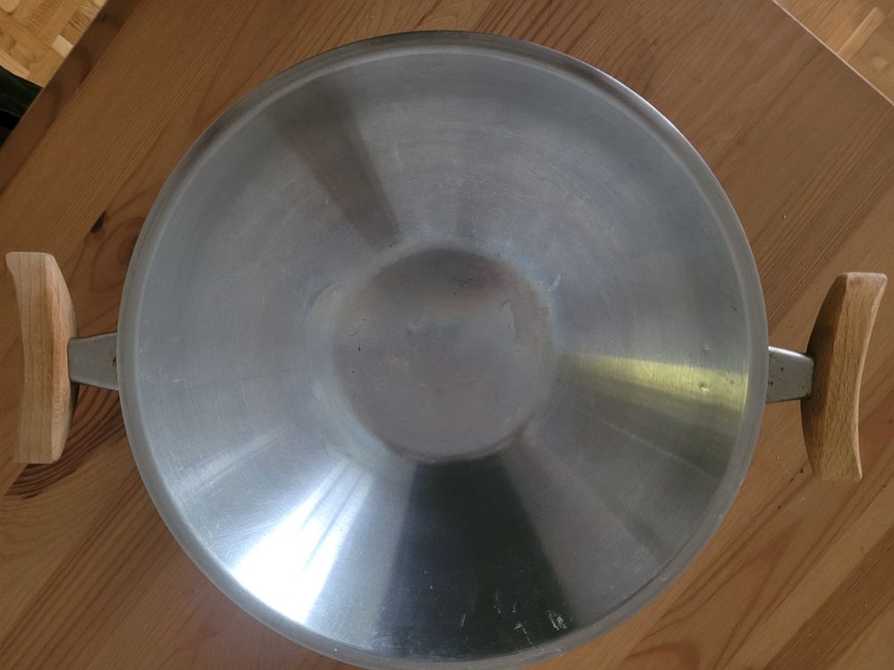 SPRING Edelstahl Wok Pfanne mit Holzgriff (Gebraucht) in Winterthur für ...