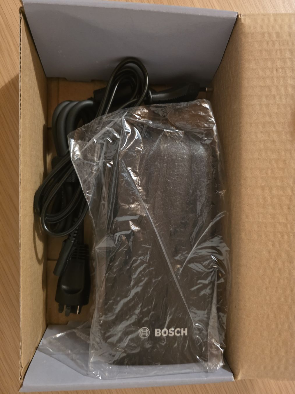 Bosch E-Bike Ladegerät 6A (Neu und originalverpackt) in Buchs SG für CHF 99 – nur Abholung auf ...