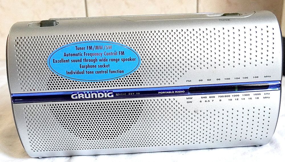 Radio Grundig Music- Boy 50 (Gebraucht) in Baar für CHF 15 – nur ...