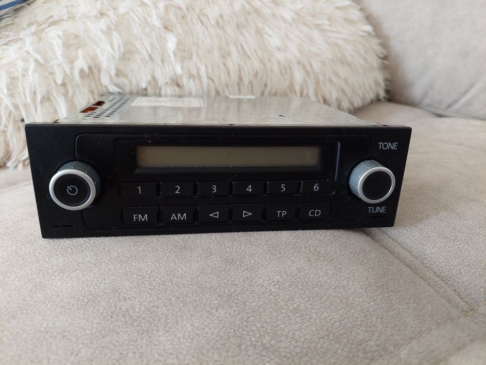 VW T5 Original Radio (Gebraucht) in Elsau für CHF 10 – mit Lieferung ...