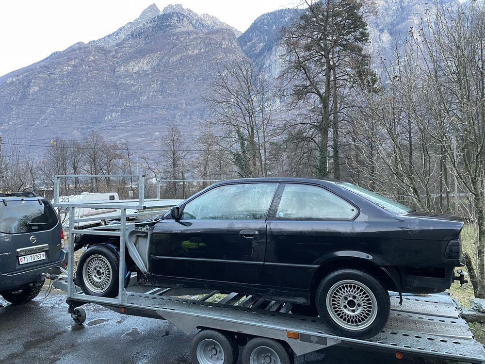 Bmw 325i e36 Chassis (Defekt) in Biasca für CHF 2600 – nur Abholung auf Ricardo kaufen