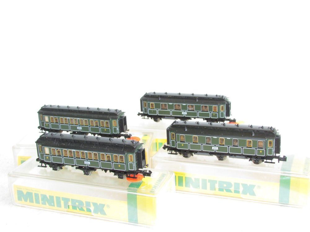 Minitrix 3 x 3161 / 1 x 3160 PW 3 Achser (Gebraucht) in für CHF 42 ...