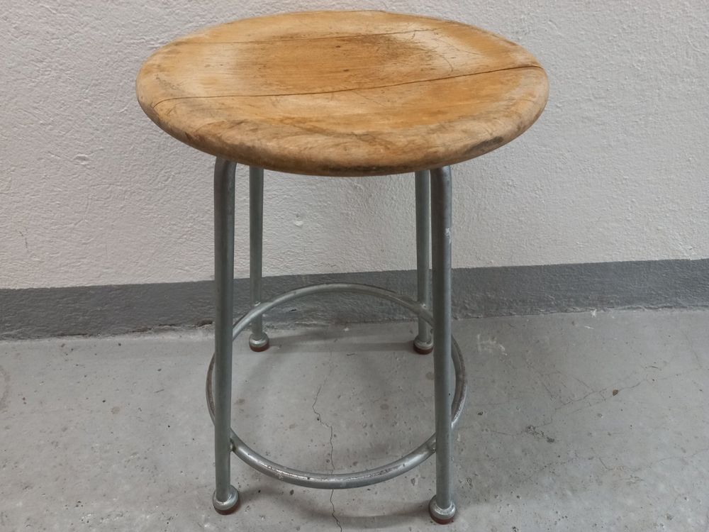 Hocker VINTAGE (Embru?) Industrie Style (Gebraucht) in für CHF 21 – nur ...