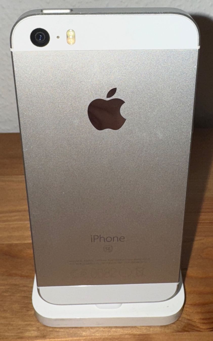 iPhone SE (1.Generation) Silber Top Zustand 64GB Akku 77% 📱 (Gebraucht ...