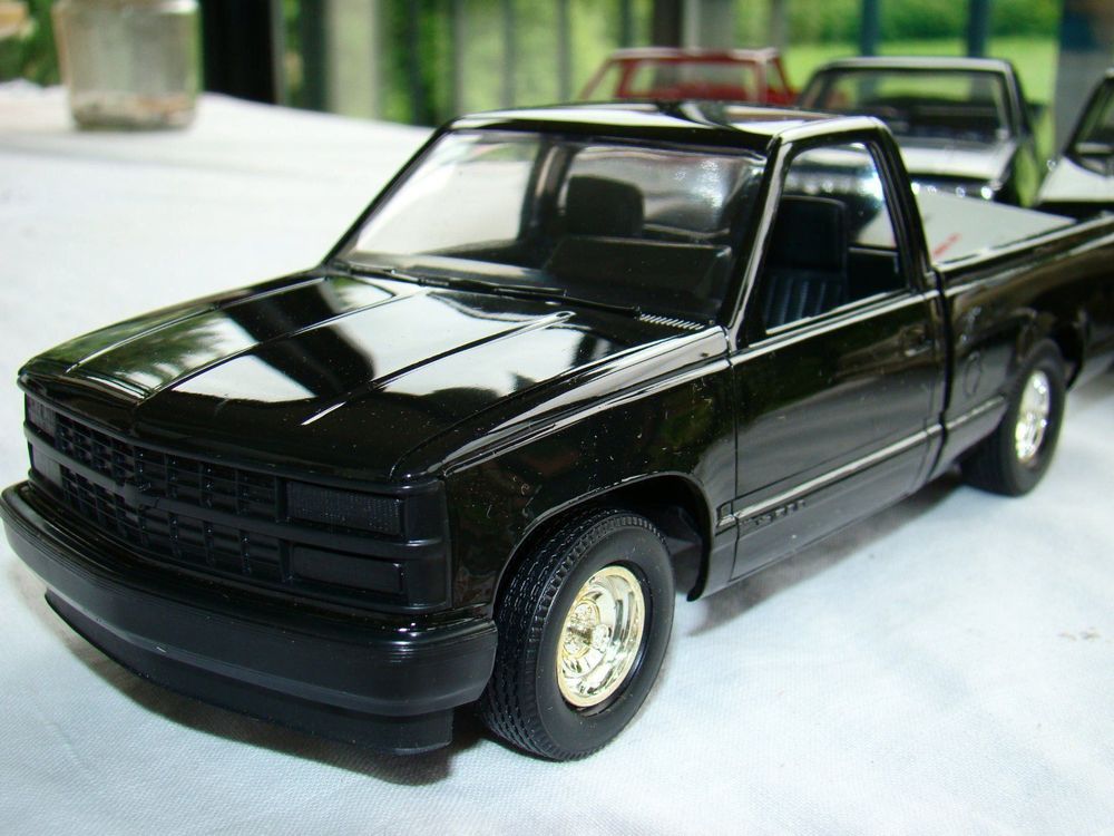 ERTL 92 1992 Chevy Chevrolet Silverado Sport 1:25 #6159 | Kaufen auf ...