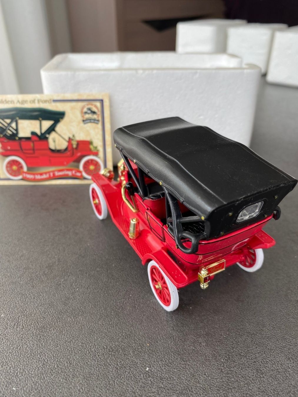 Golden Age 1909 Model T Touring Car 1/32 ème (Gebraucht) in Meyrin für ...