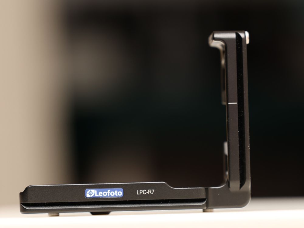 Leofoto L-Winkel für Canon EOS R7 Arca Swiss (Gebraucht) in Basel für ...