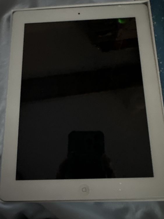 iPad Wi Fi 32GB Grau Modell A1460 (Gebraucht) in Horgen für CHF 40 ...
