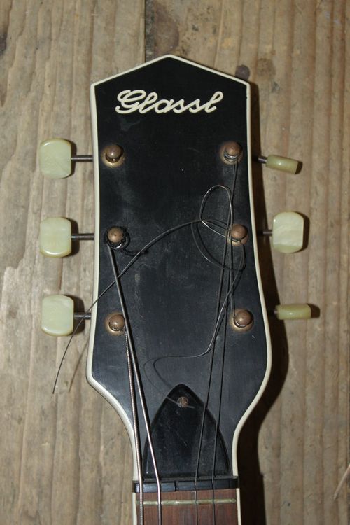 Gustav Glassl Vintage Gitarre, 1960er Jahre (Defekt) in Glarus für CHF ...