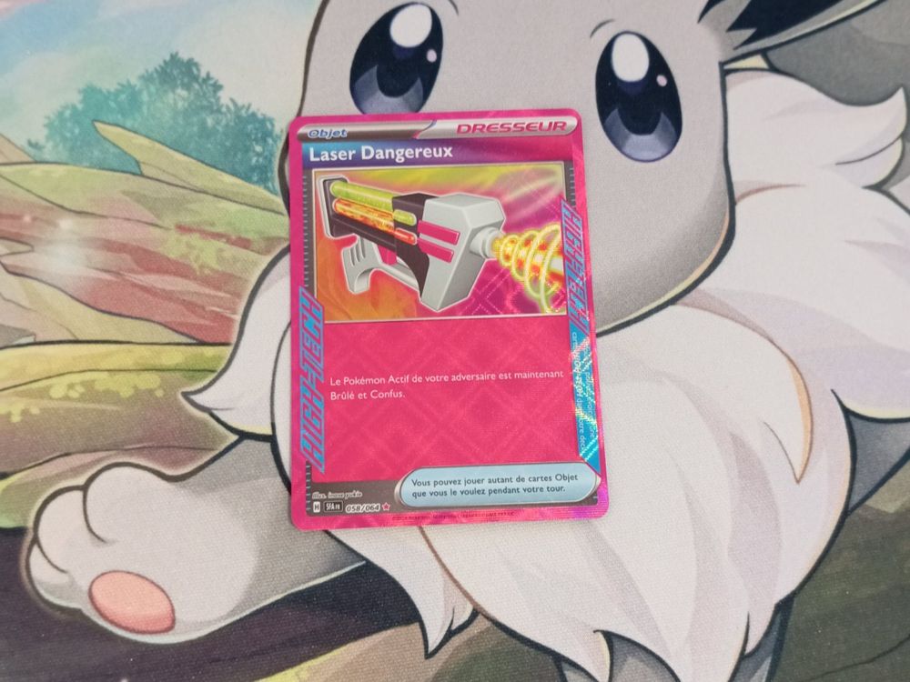 Carte Pokémon Laser Dangereux 058/064 EV6.5 Fable Nébuleuse (Neu ...