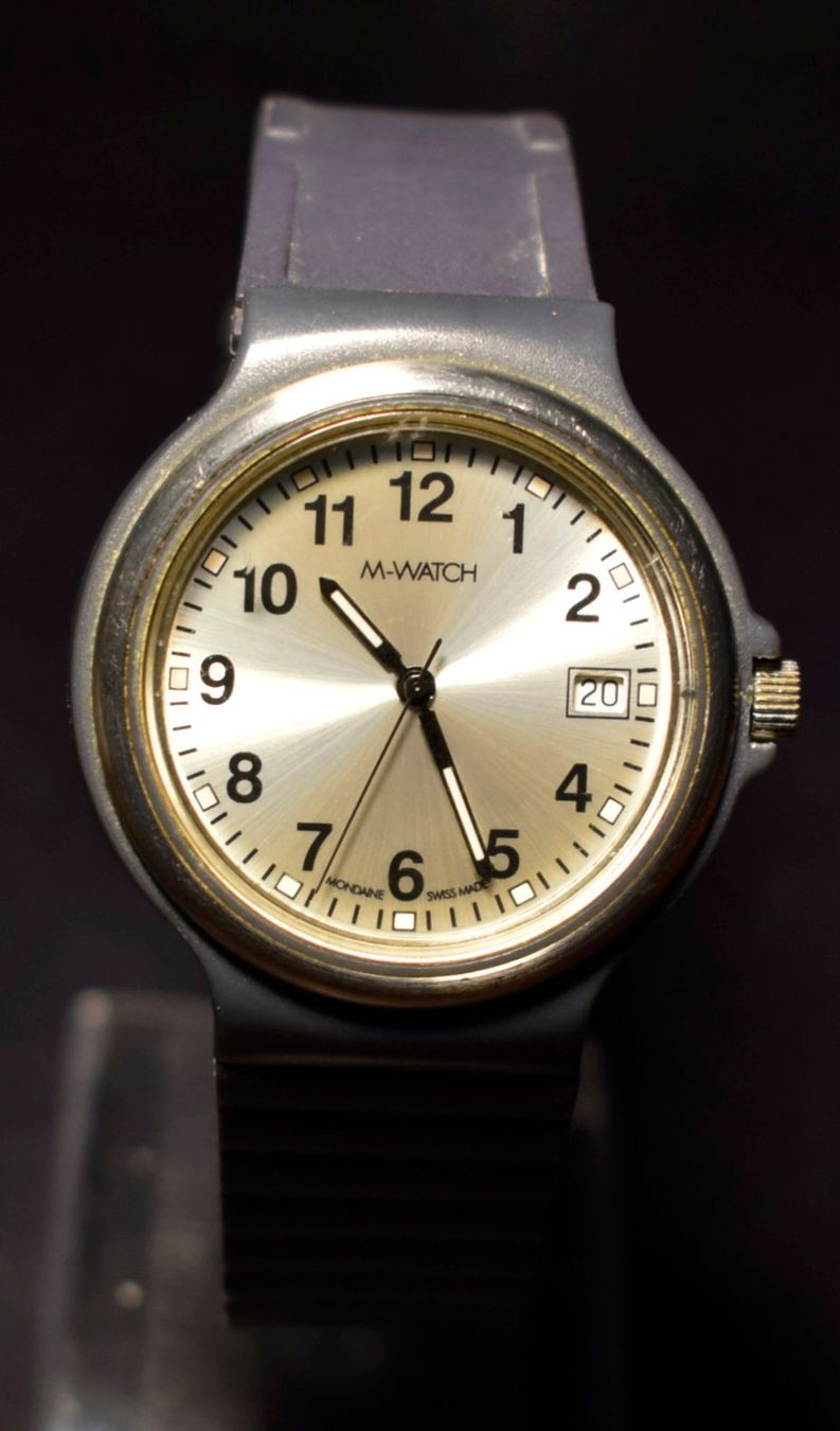 M-WATCH Mondaine – Swiss Made – 38mm – Fiabilité Suisse (Gebraucht) in ...