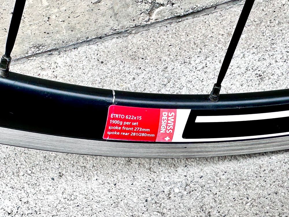 DT Swiss R1900 Aero Vorderrad 28" ER (Gebraucht) in Luzern für CHF 50 ...