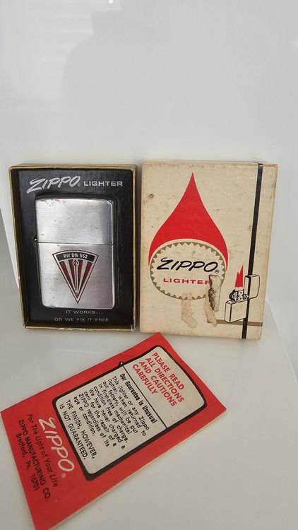 Zippo River Division 552 von 1967 mit Original Box (Gebraucht) in ...