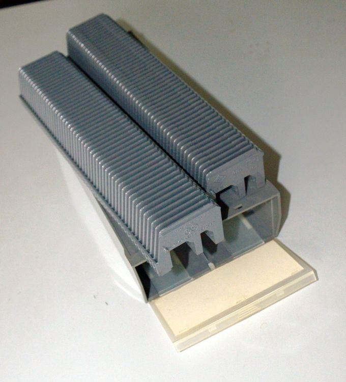 2 Dia Magazine (für 200 Dias) | Kaufen auf Ricardo