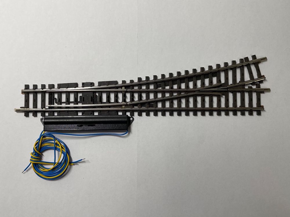 Märklin K Gleis Weiche 2271 L (Defekt) in Grosshöchstetten für CHF 9 ...