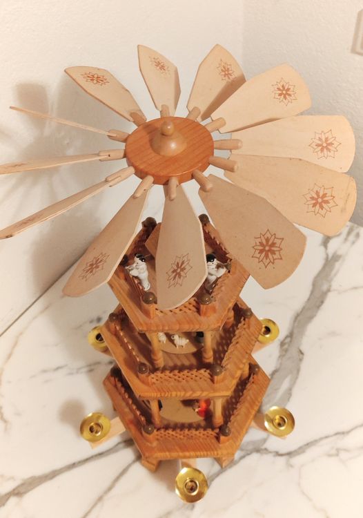 Pyramide Erzgebirge Natur-Holz Weihnachtspyramide Handarbeit (Gebraucht ...