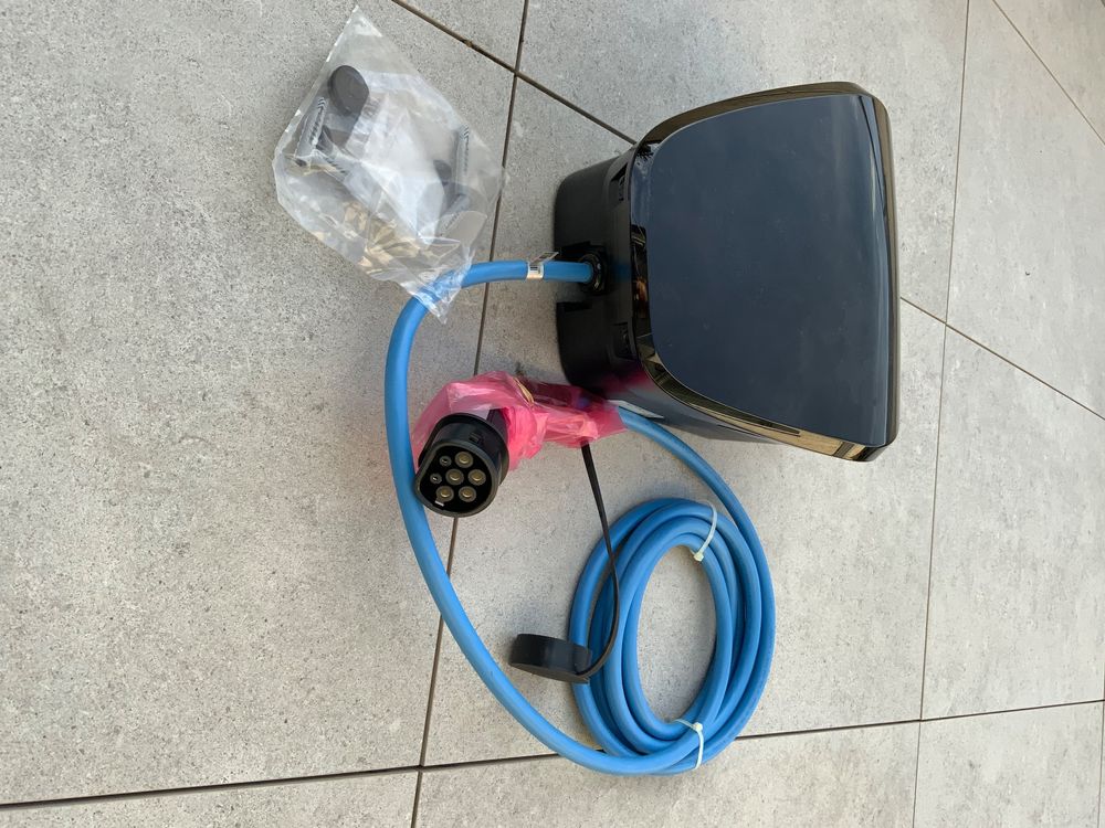 WALLBOX Essential BMW 22 KwH (Neuf (Voir description)) à Chur pour CHF ...