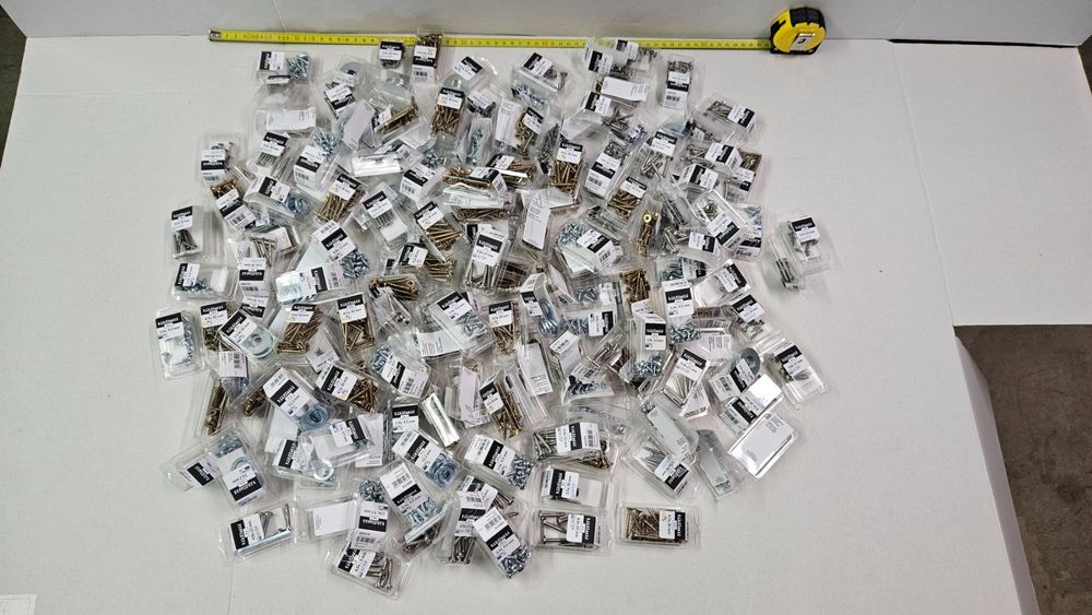 Kleineisenwaren-Posten: Schrauben, Nägel, usw. ab CHF 1.- (Neu und originalverpackt) in ...