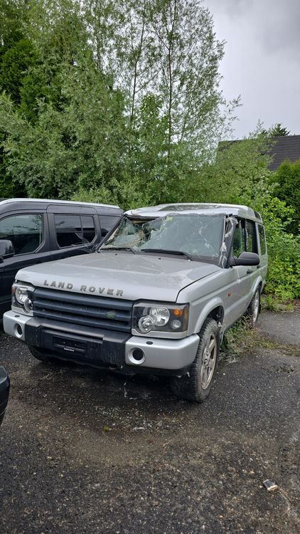 Land Rover Discovery II 2.5 TD5 mit Unfallschaden (Defekt) in Lommiswil ...