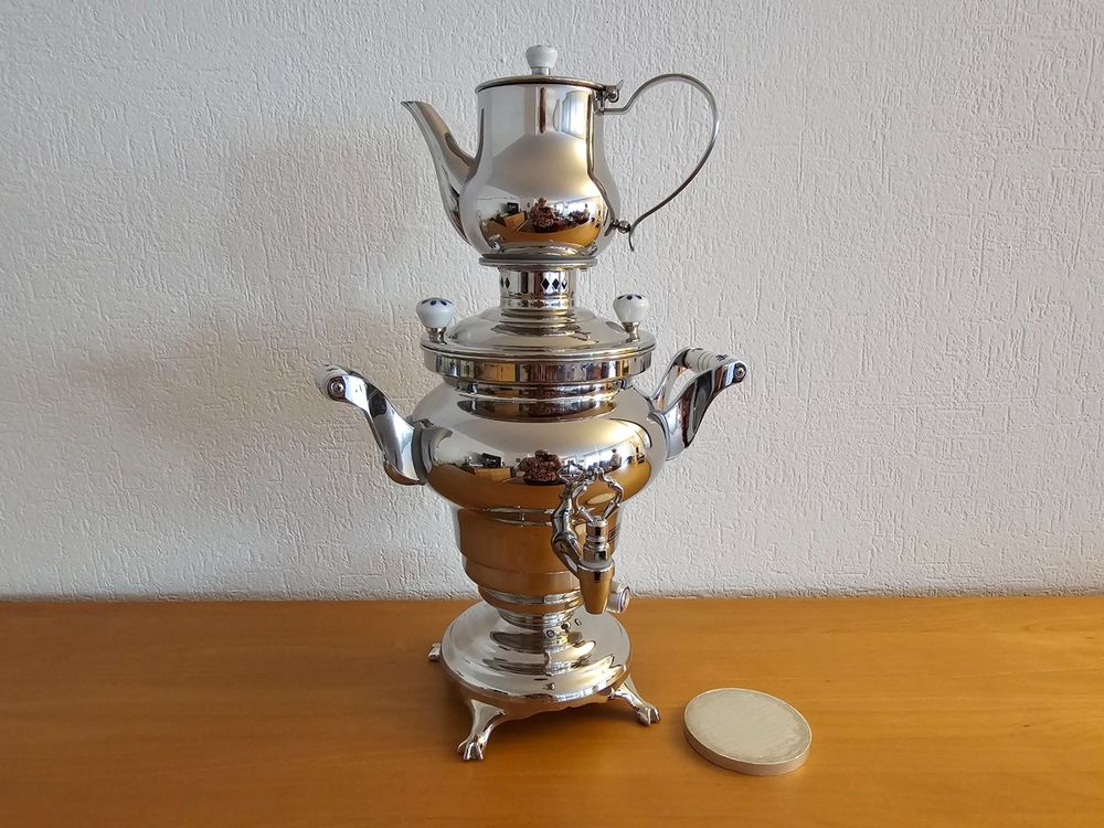 Teekocher Samowar (Gebraucht) in Jonen für CHF 53 – nur Abholung auf Ricardo kaufen