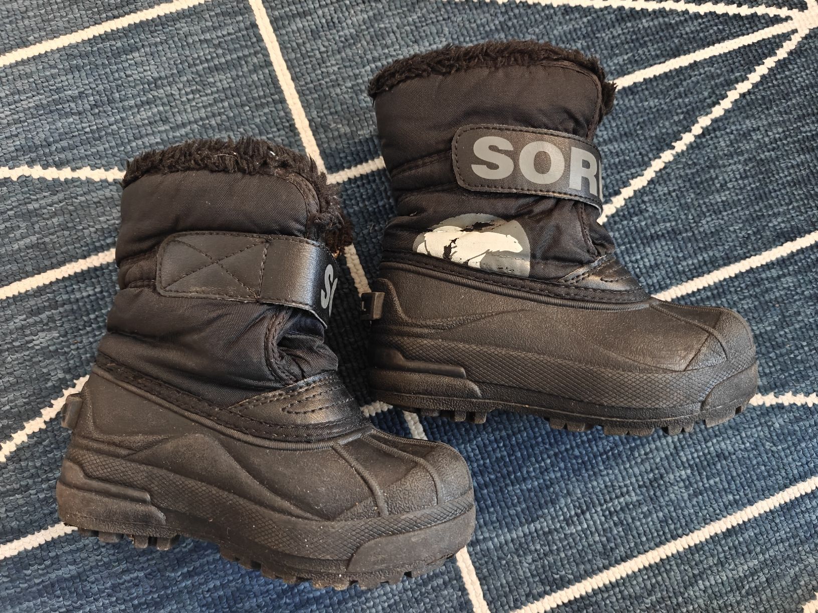 Sorel taille 27 (D'occasion) à Biel/Bienne pour CHF 10 – avec livraison ...