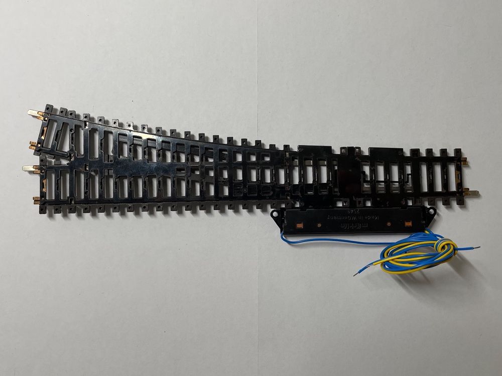 Märklin K Gleis Weiche 2271 L (Defekt) in Grosshöchstetten für CHF 9 ...