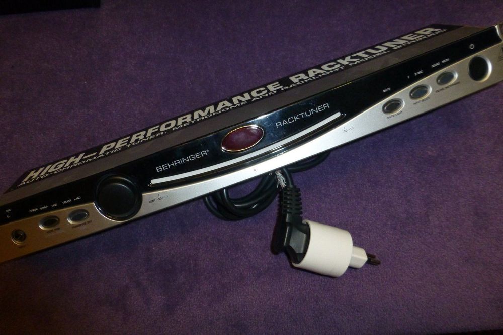 BEHRINGER RACK-TUNER BTR-2000 .. TOP !!! (Gebraucht) in Zürich für CHF ...