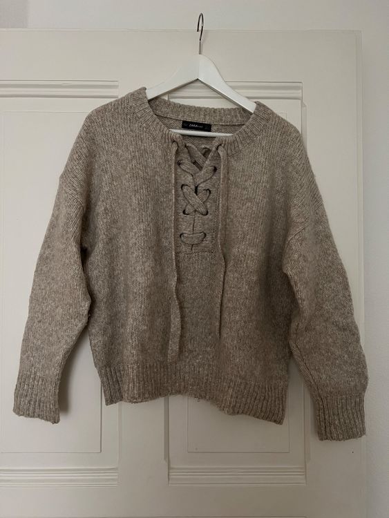 Beiger Pullover Zara mit Schnür-Detail (Gebraucht) in Luzern für CHF 19 ...