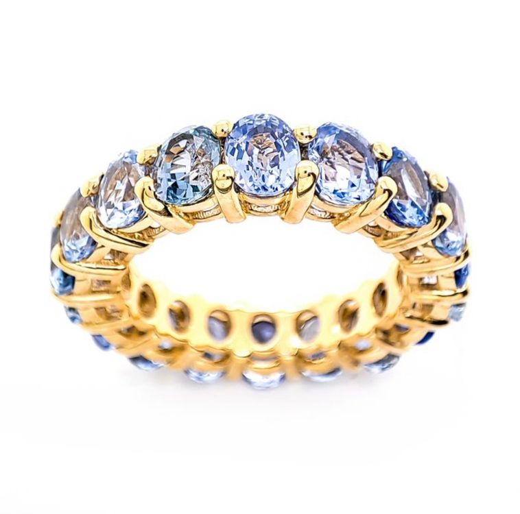 Goldring 585, besetzt mit blauen Saphiren (Neu und originalverpackt) in Berikon für CHF 500 ...